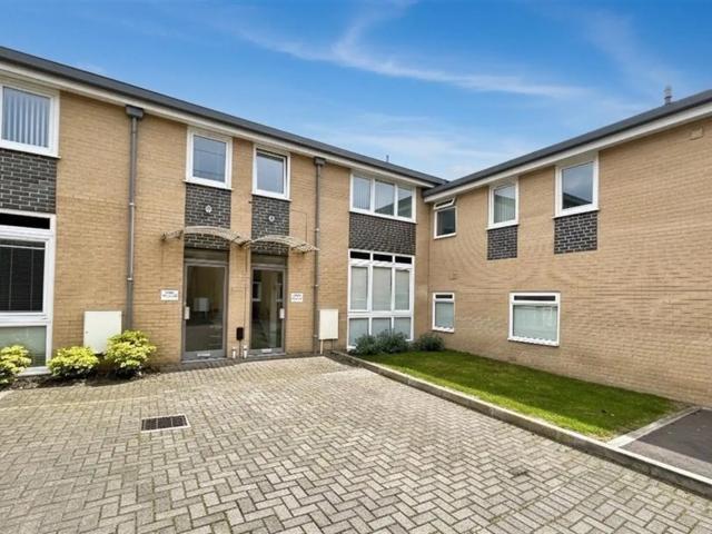 apartment for rent in Millbrook Road East Southampton SO15 1AH