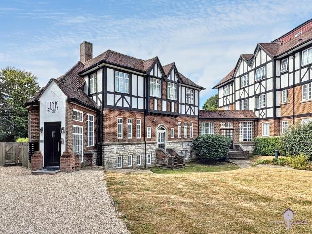 apartment for rent in MILLBROOK ROAD EAST, SO15