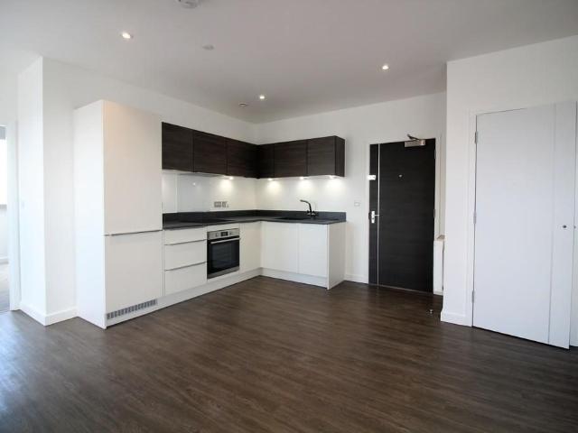 apartment for rent in Millennium Way, RG12 2XT