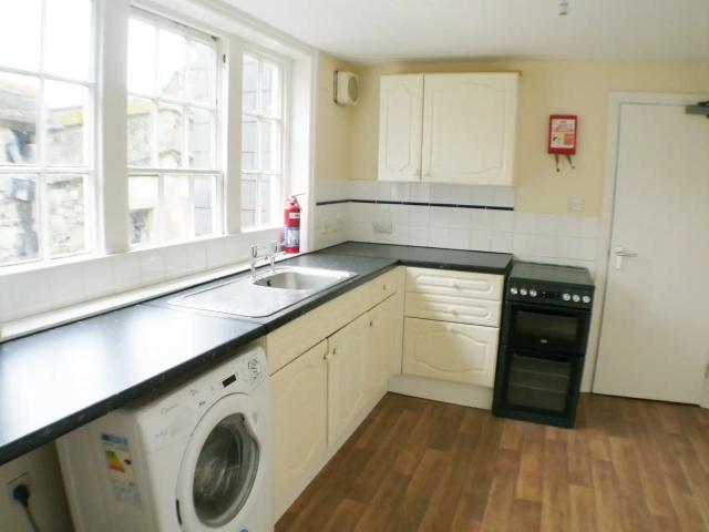 apartment for rent in Minster Street Salisbury SP1 1TB