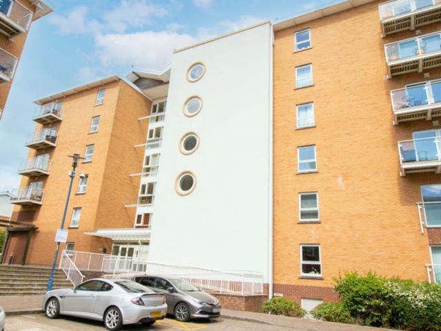 apartment for rent in Munich House, Century Wharf, Cardiff Bay