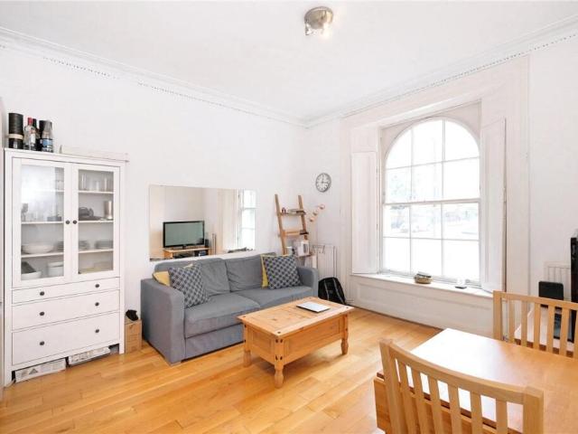 apartment for rent in Myddelton Square, EC1R 1YE