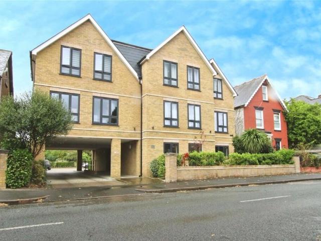 apartment for rent in Norfolk Road, SL6 7AU