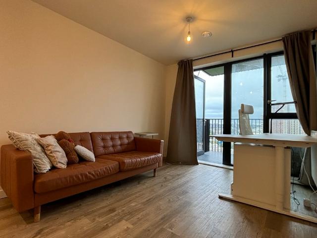 1 bedroom flat to rent on North End Road, London