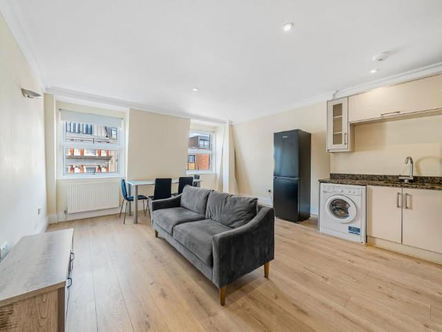 apartment for rent in Northfield Avenue, W13 9DN