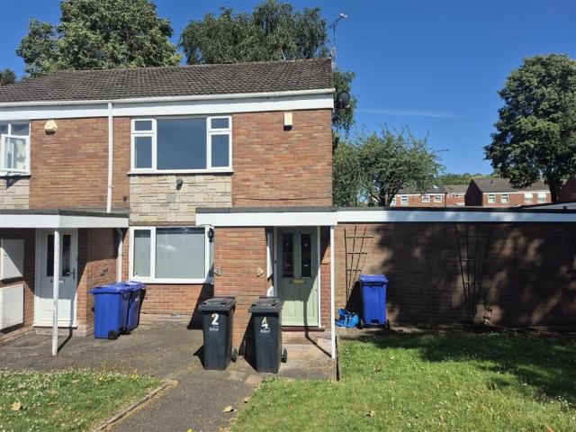 apartment for rent in Netherend Lane, B63 2PU