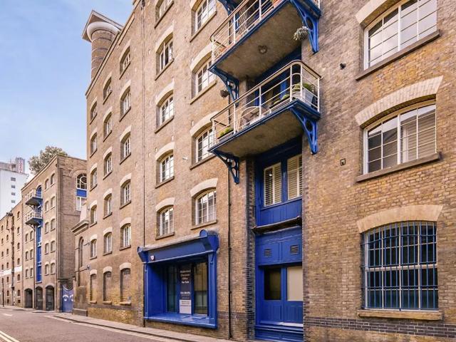 apartment for rent in New Concordia Wharf, London, SE1 2BB