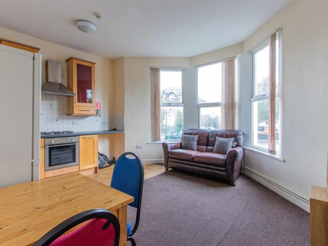 apartment for rent in Newport Road, Cardiff, CF24 1AH