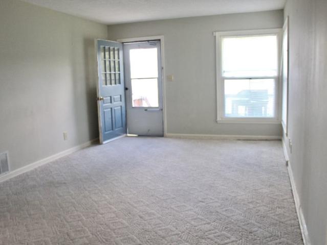 Apartment for Rent in NewtonKS