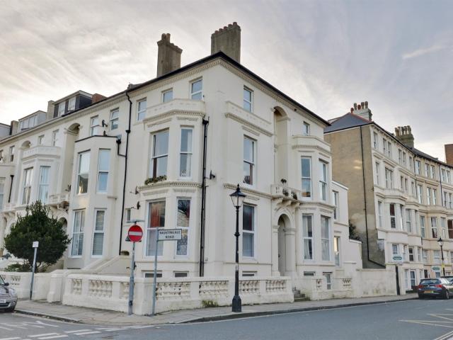 apartment for rent in nightingale road, southsea