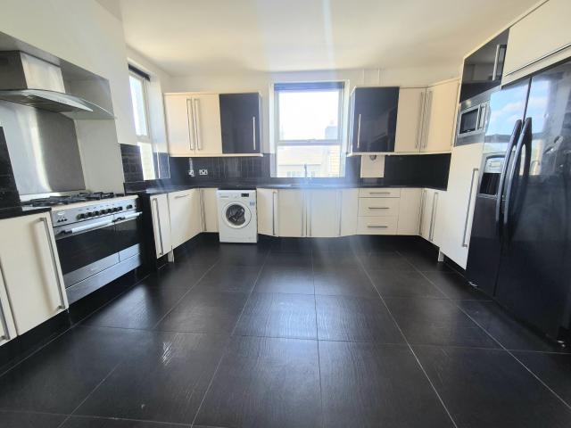 apartment for rent in Southgate, Elland, Elland