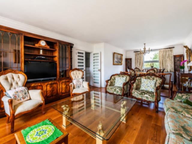 apartment for rent in Somerset Square, Holland Park W14