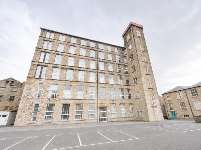 apartment for rent in Savile Court, Savile Streeet, Huddersfield, HD3 4JT