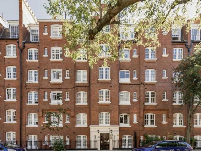 apartment for rent in Sandwich Street, London, WC1H 9PR