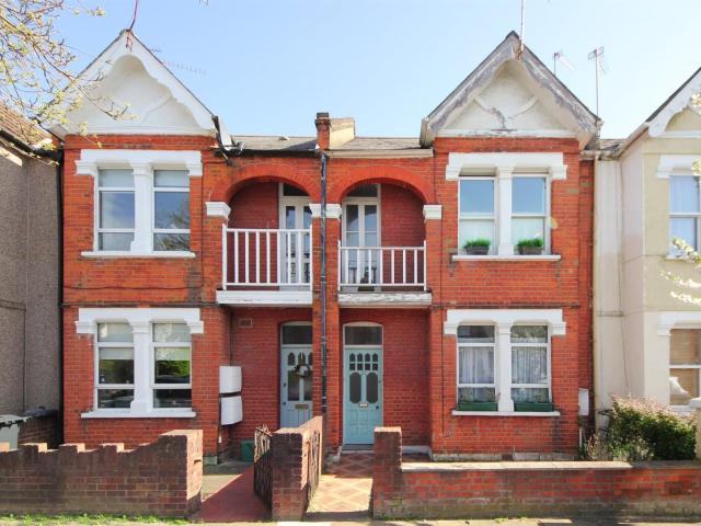 apartment for rent in Seaford Road, W13