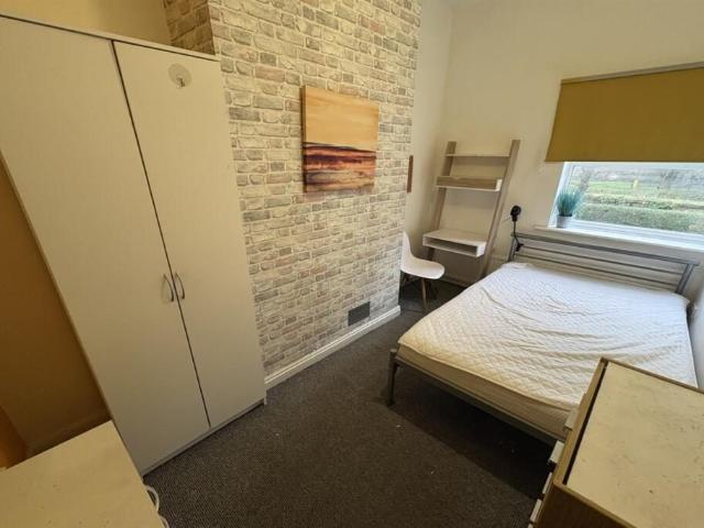 apartment for rent in Sealand Road, CH1 4LB