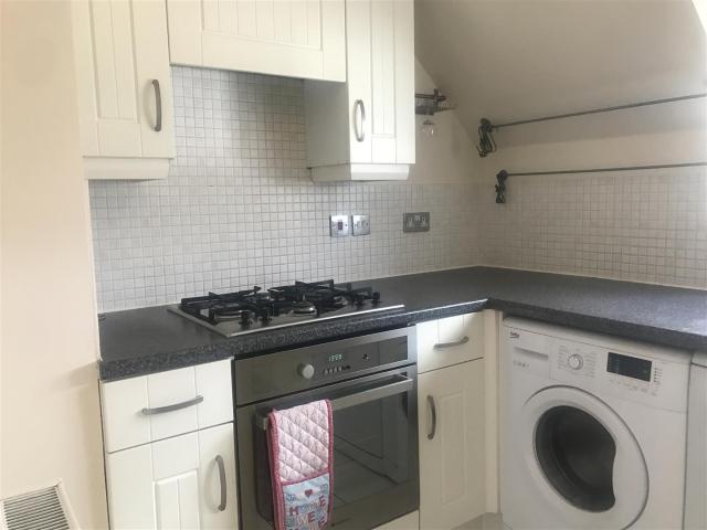 apartment for rent in Second Avenue, NW4 2RR