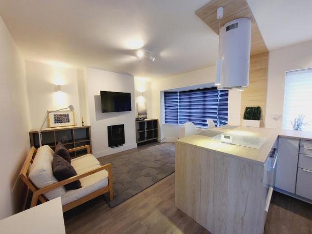 apartment for rent in Selborne Gardens, NW4 4SH