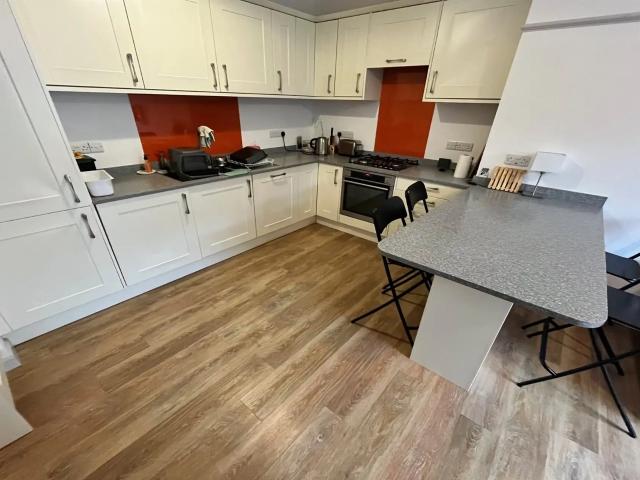 apartment for rent in Sherwood Court Swanage BH19 1LX