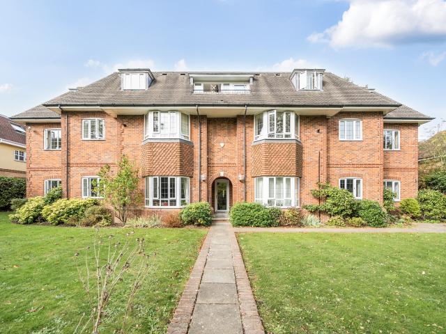 apartment for rent in Shoppenhangers Road, Maidenhead, Maidenhead