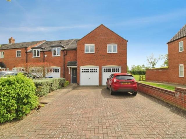 apartment for rent in Simons Close, LE17 6BU