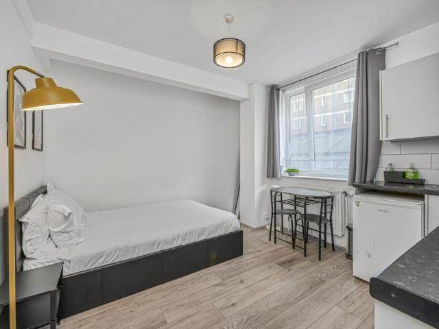 apartment for rent in Sloane Avenue, SW3 3DL