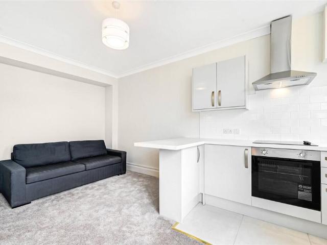 apartment for rent in Sloane Avenue, SW3 3JN