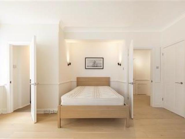 apartment for rent in Sloane Avenue, SW3