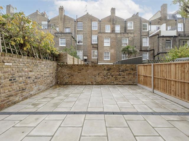 apartment for rent in St. Charles Square, North Kensington, W10