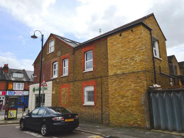 apartment for rent in St Albans Road, Watford, WD24