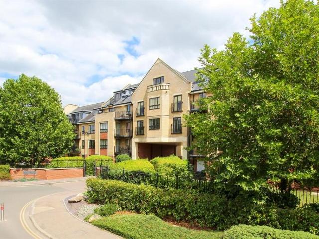 apartment for rent in St Bartholomews Court, CB5 8JB