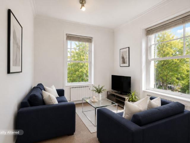 apartment for rent in St George'S Square, SW1V 2HP