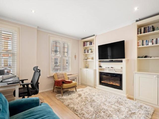 apartment for rent in St Olaf'S Road, SW6 7DL