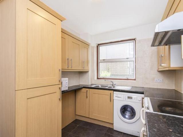 apartment for rent in St Mary Le Park Court, Parkgate Road, SW11