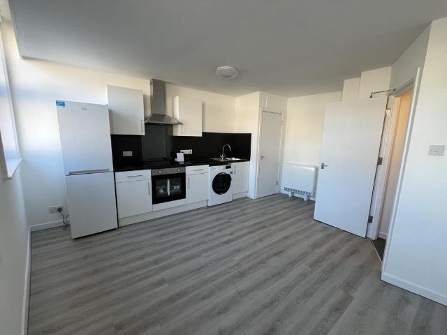 apartment for rent in St Peter'S Road, BH1 2JZ