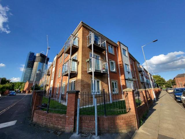 apartment for rent in St Wilfrid'S Street, M15 5XE