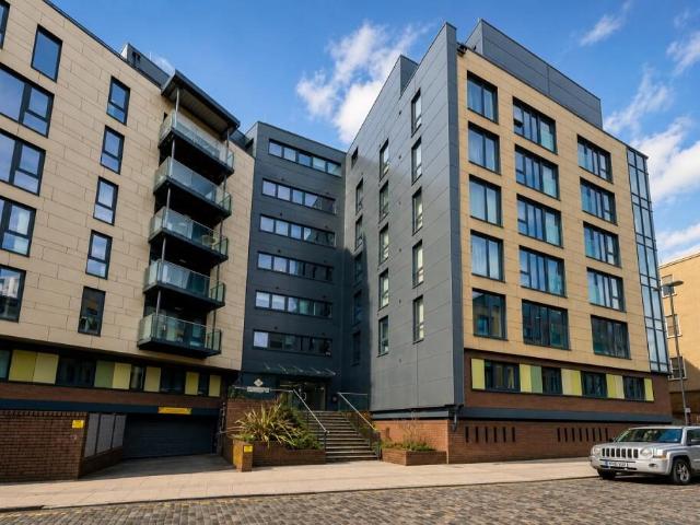 apartment for rent in St Thomas Street, BS1 6WU