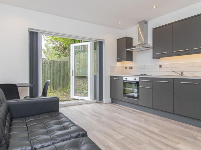 apartment for rent in Stacey Road, Roath, Cardiff
