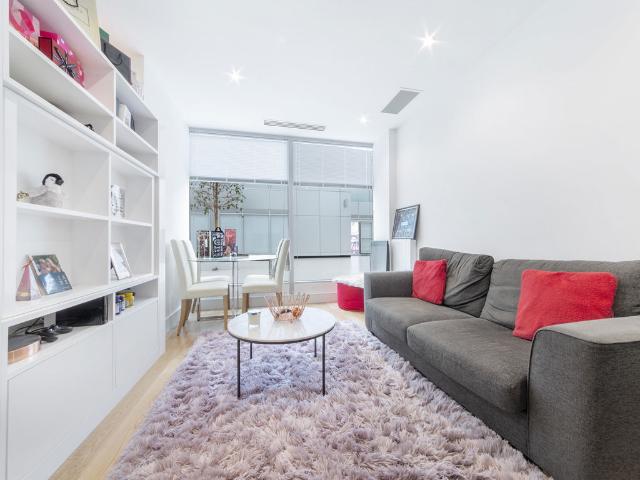 apartment for rent in Staines Road, Hounslow