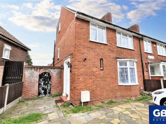 apartment for rent in Stamford Road, Dagenham, RM9