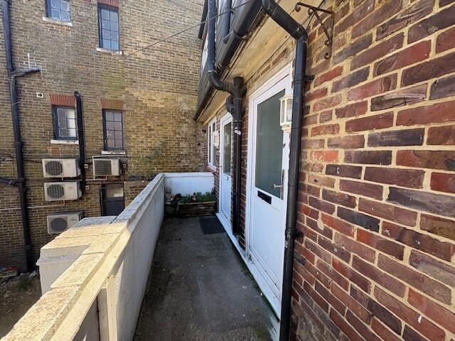 apartment for rent in Station Road, CT7 9DJ