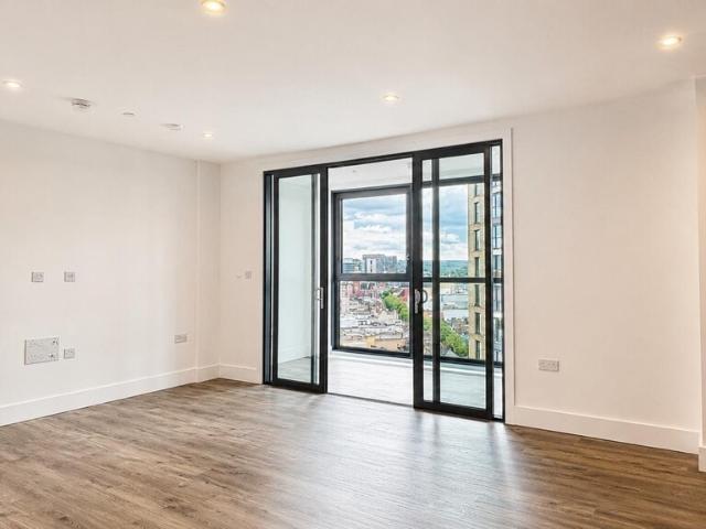 apartment for rent in Station Road,, CR0