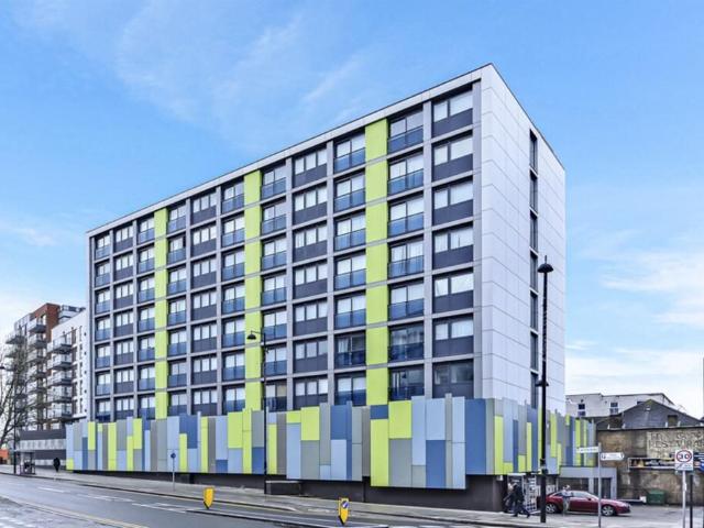 apartment for rent in Station Road, UB3 4FP