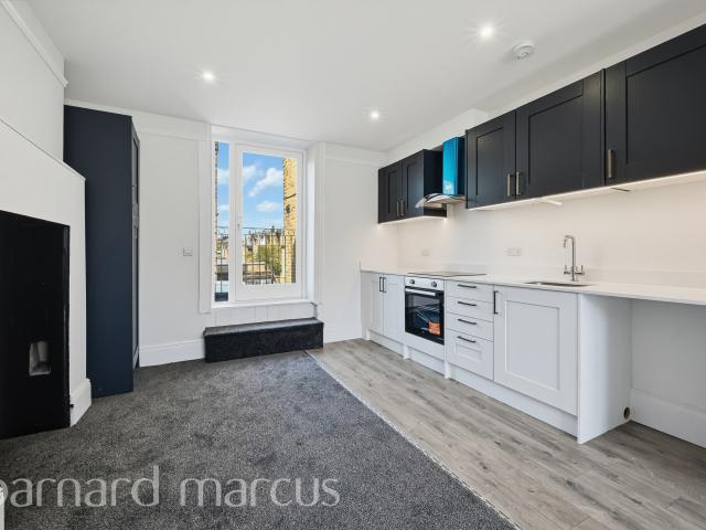 apartment for rent in Stockwell Road, London, London