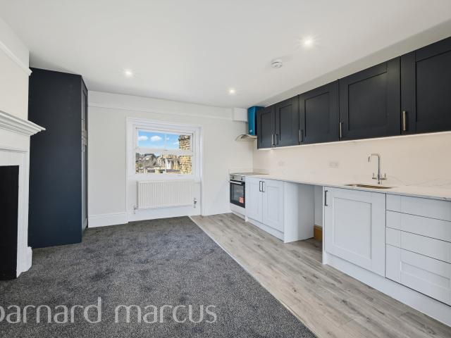 apartment for rent in Stockwell Road, London, London