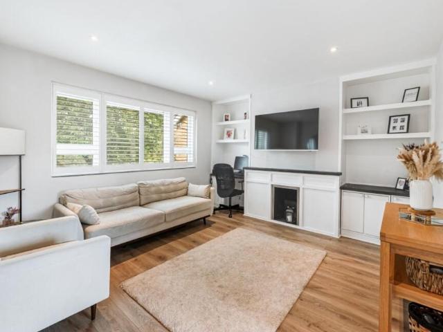 apartment for rent in Strand On The Green, W4 3RQ