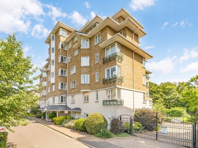 apartment for rent in Strand Drive, Kew