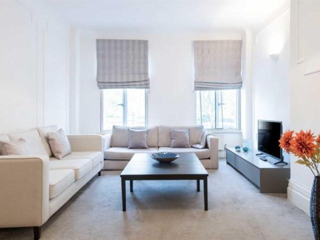 Apartment for rent in Strathmore court park road regents park nw8