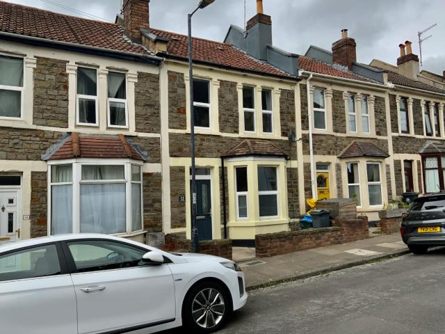 apartment for rent in Stretford Road, St George