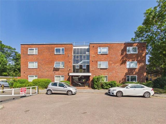 apartment for rent in Sutton Close, BR3 5UG